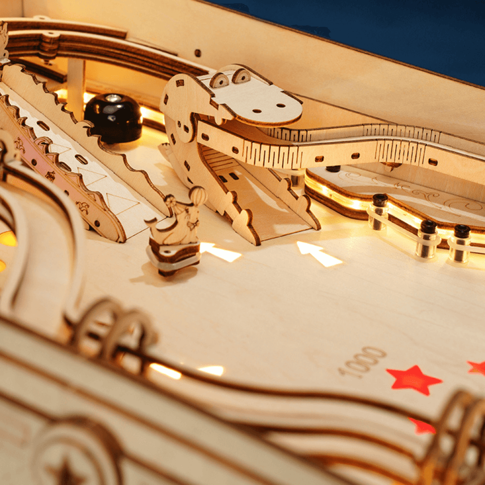 3D Pinball Holz: Flippern wie in der guten alten Zeit 🕹️ Jetzt sichern!